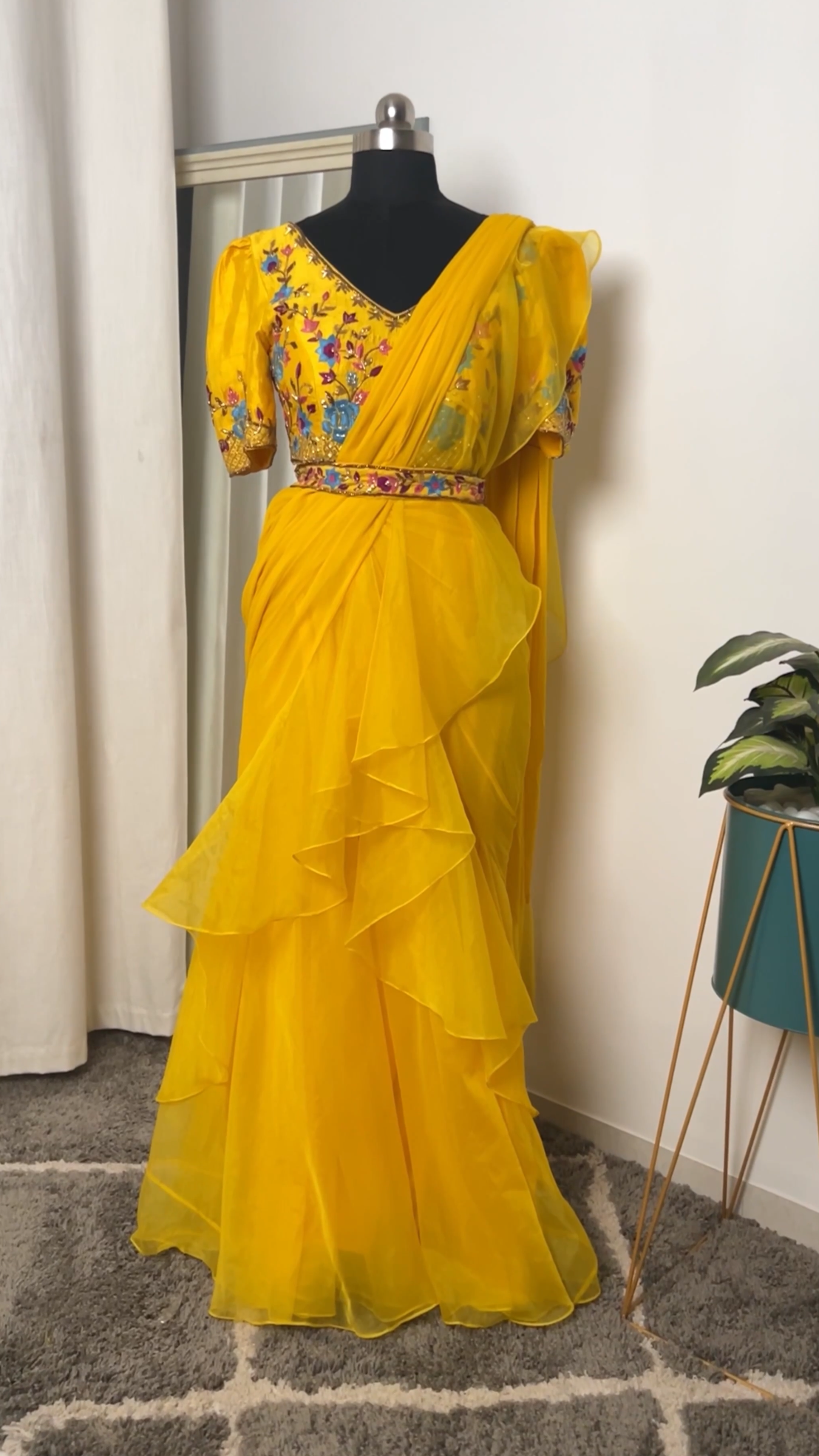 Spark Yellow Ruffle Saree with Embroidered Silk Blouse & Belt – Dajwaree